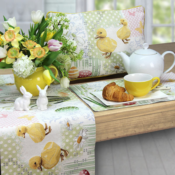 Ostertischdecken, Tischläufer, Platzsets und Kissen zu Ostern